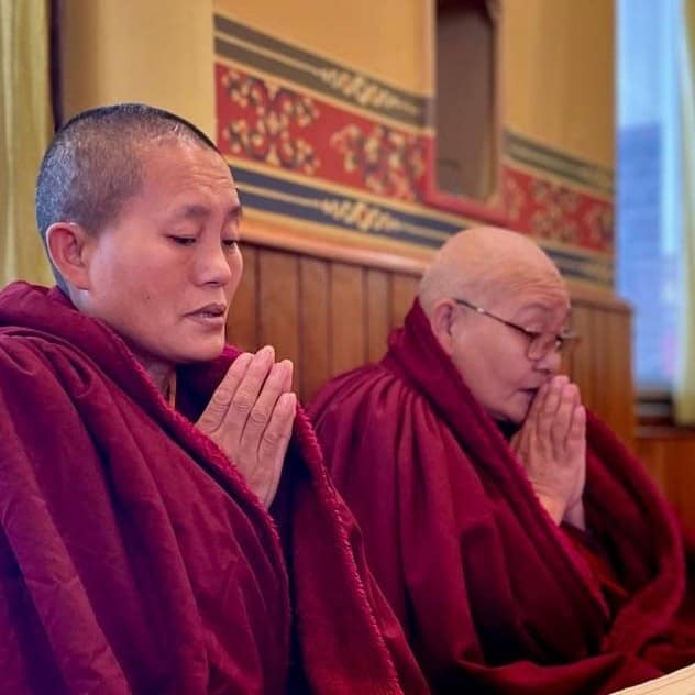 Performing Gutor Puja - Tsoknyi Nuns